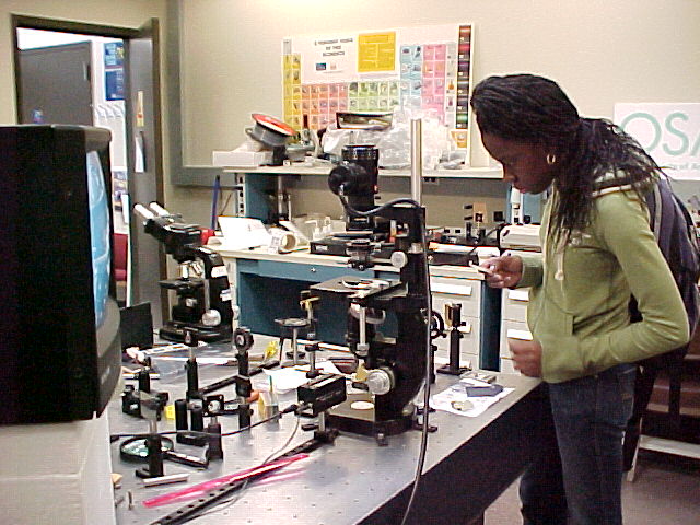 Calibrating an Optical Tweezers Imaging System Using Diffraction