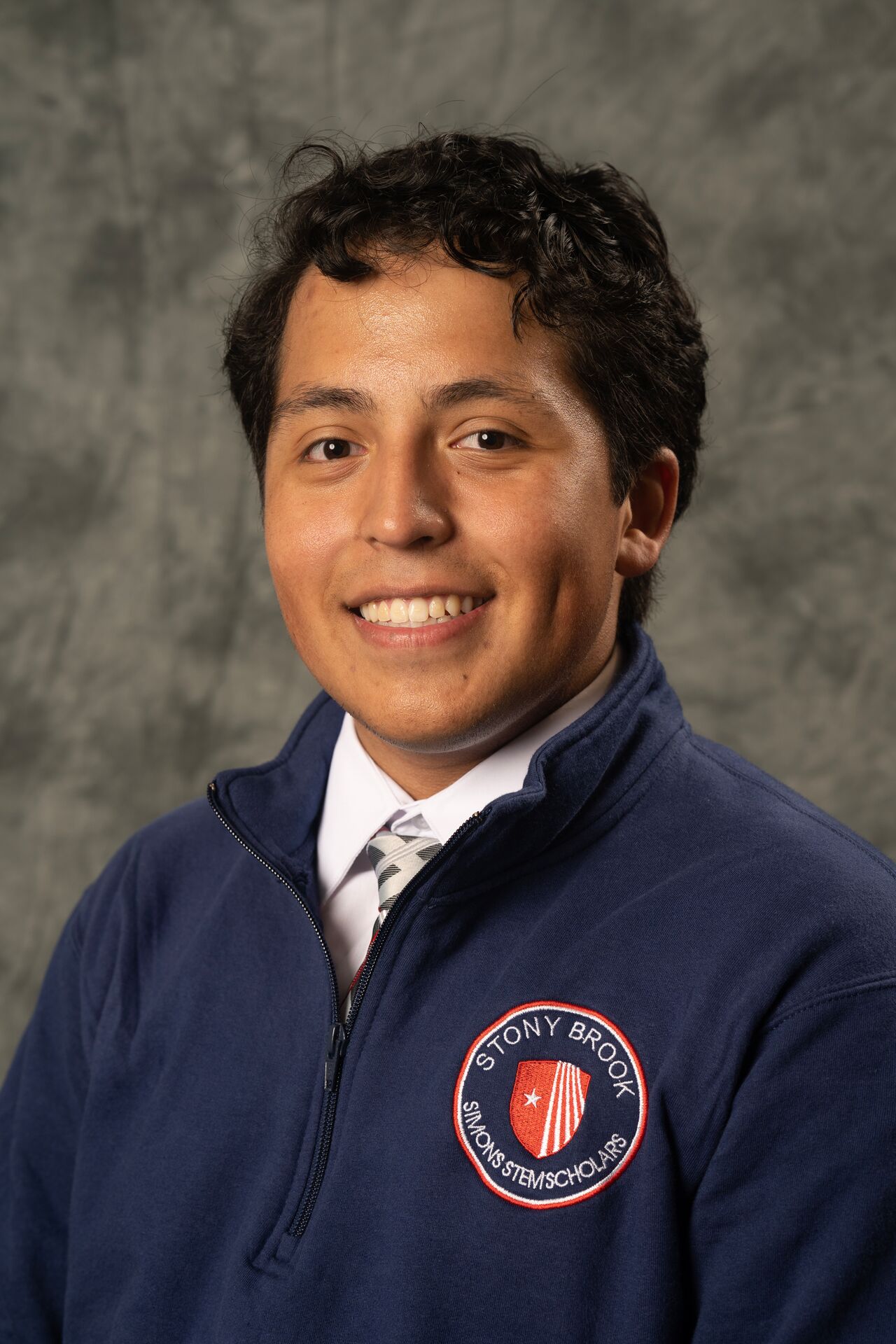 Simons Scholars Profile - Eduardo Lozano | Simons STEM Scholars Program